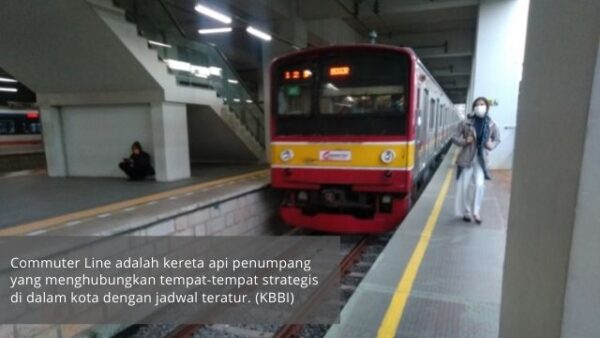 Tips Aman Naik Commuter Line Untuk Pemula - Yuri Adrian